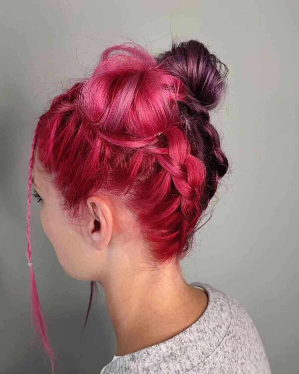 22 Cheerleading Hairstyles That Are Cute & Easy