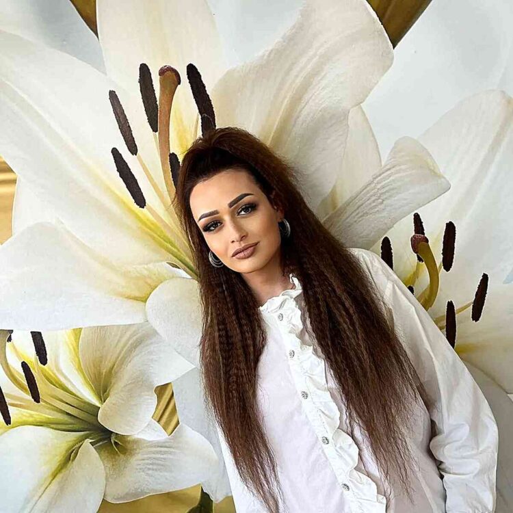 24 Modern Ways to Style Crimped Hair