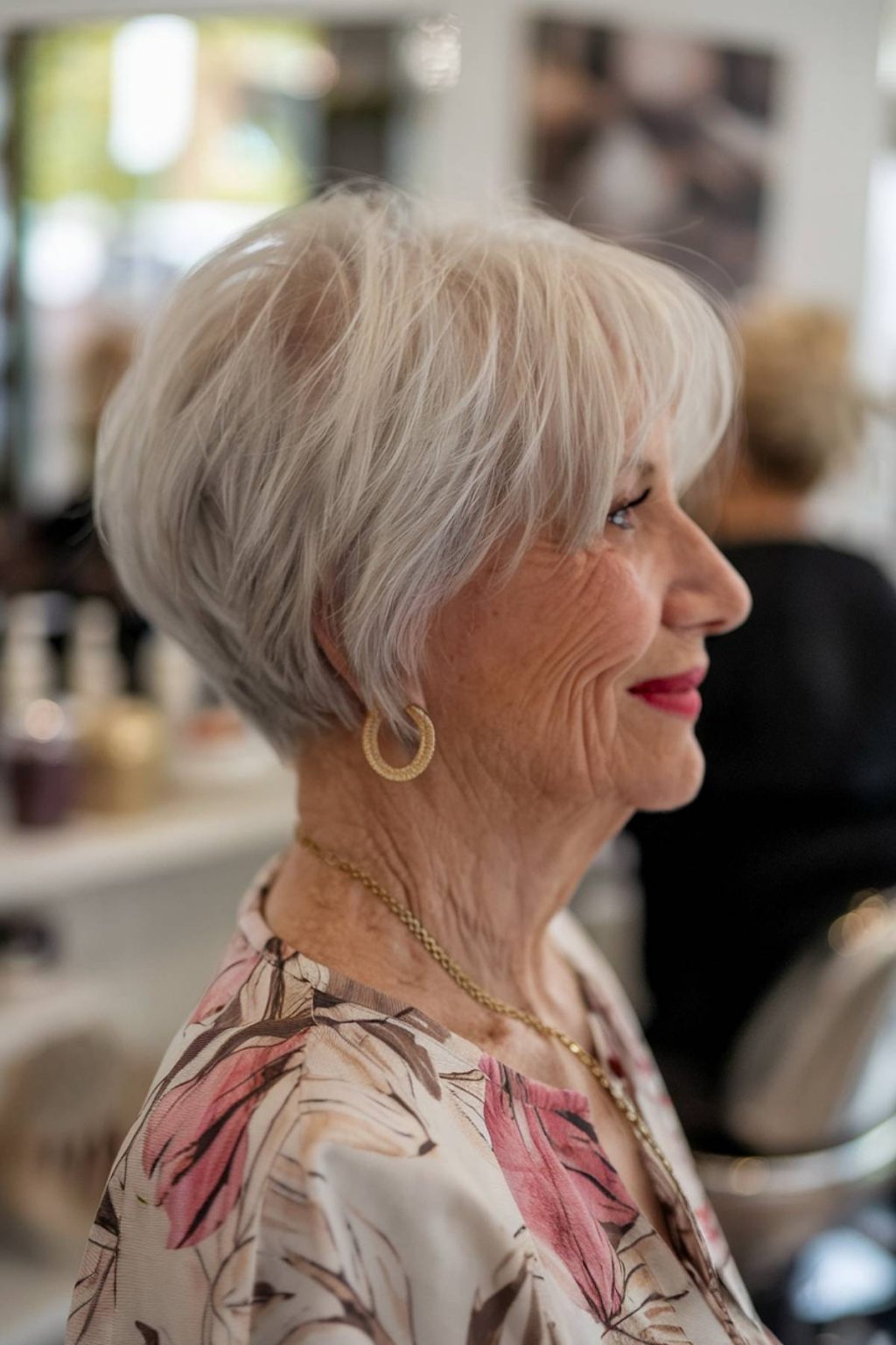 17 Stylish Angled Bob Haircuts for Women Over 70