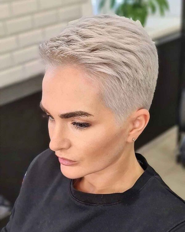 27 Very Short Haircuts for Women Who Need a Big Makeover