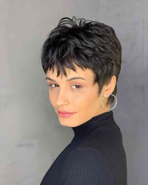 25 "90s Pixie Cut" Ideas Prove This Is Making a Comeback