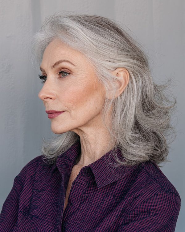 Cómo Llevar el Cabello Blanco Después de los 60 y Verte Radiante Cada ...