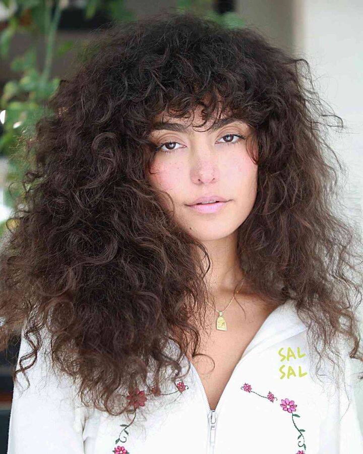 50+ Ideal Haircuts for Women with Thick Hair